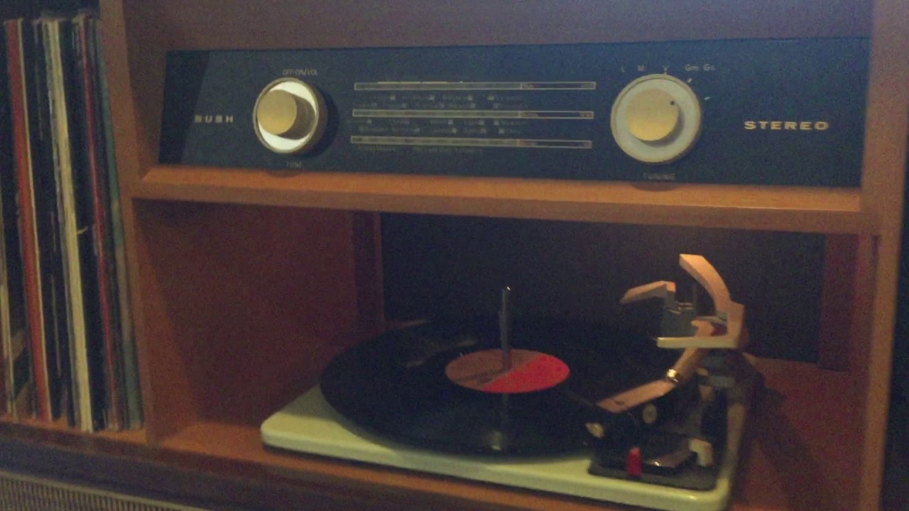Bush SRG 110 radiogram - YouTube