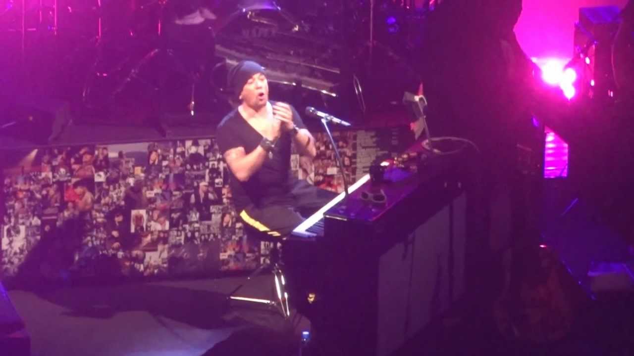 Pascal Obispo - Fan (MillésimeS Tour) - YouTube