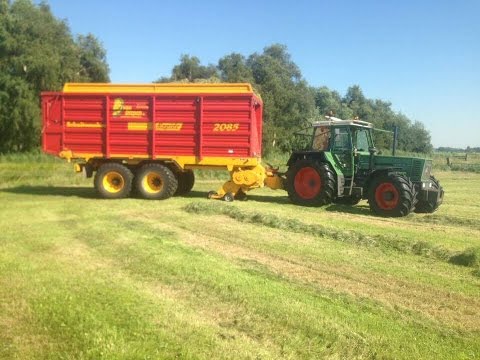 Fendt Favorit 612 LSA + Schuitemaker Rapide 2085 - YouTube