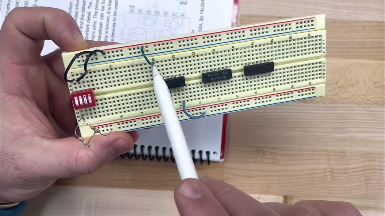 How to build a circuit with IC’s? - YouTube