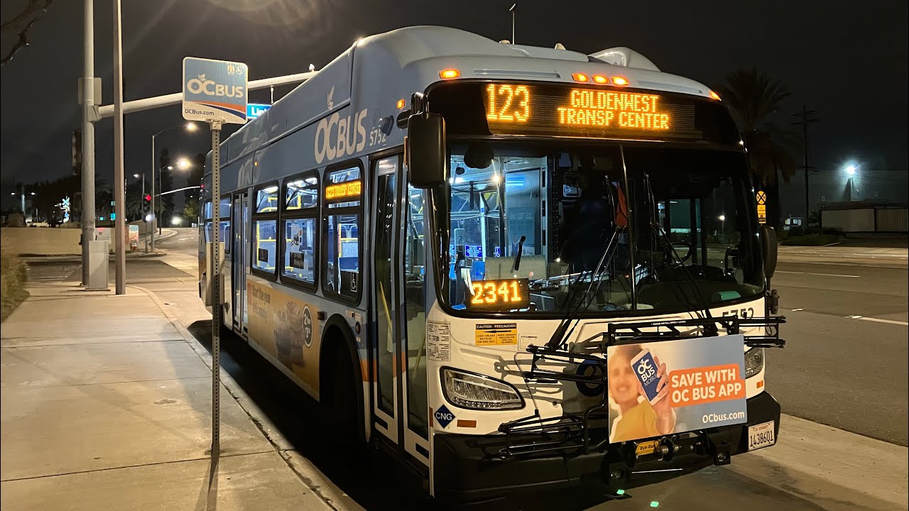 OCTA 2016 New Flyer XN40 #5752 - YouTube