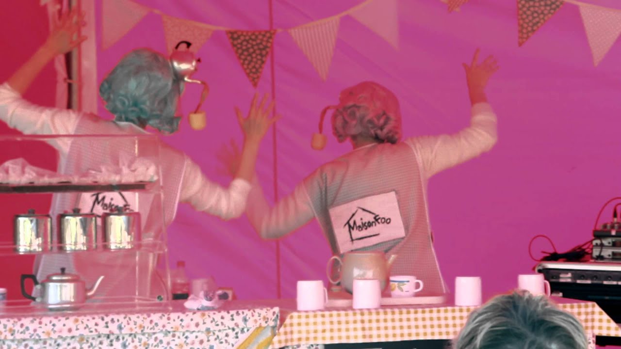 Maison Foo's Tea Bar - YouTube