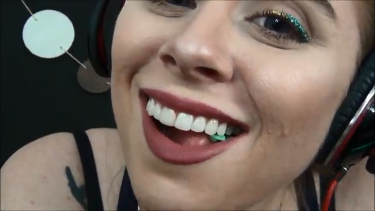 [ASMR] Gum Chewing & Popping-Mouth Sounds-With Talking (English) - YouTube