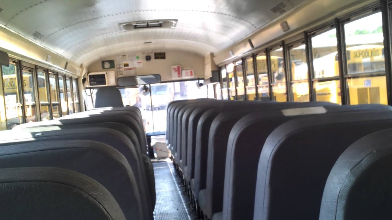 2005 IC RE 200 walk around - YouTube