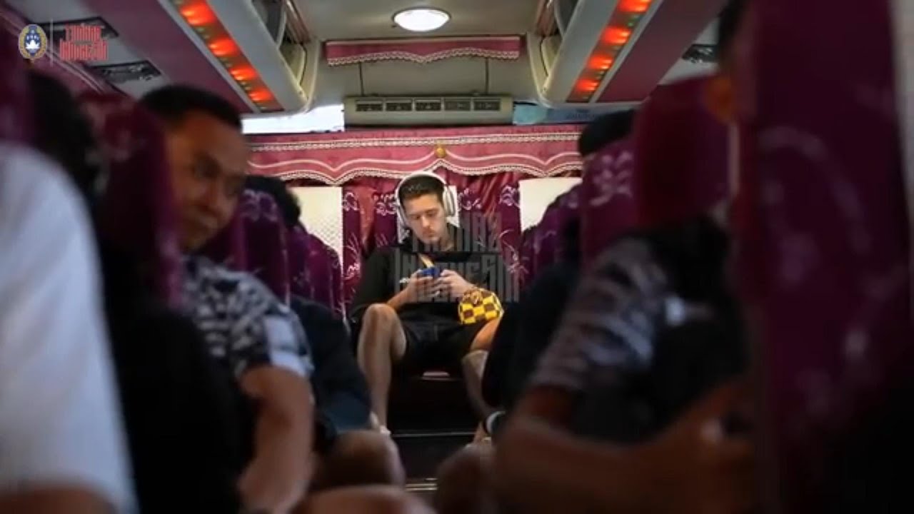 LAGU GARUDA DI DADAKU VERSI RAPPER COWOK - YouTube