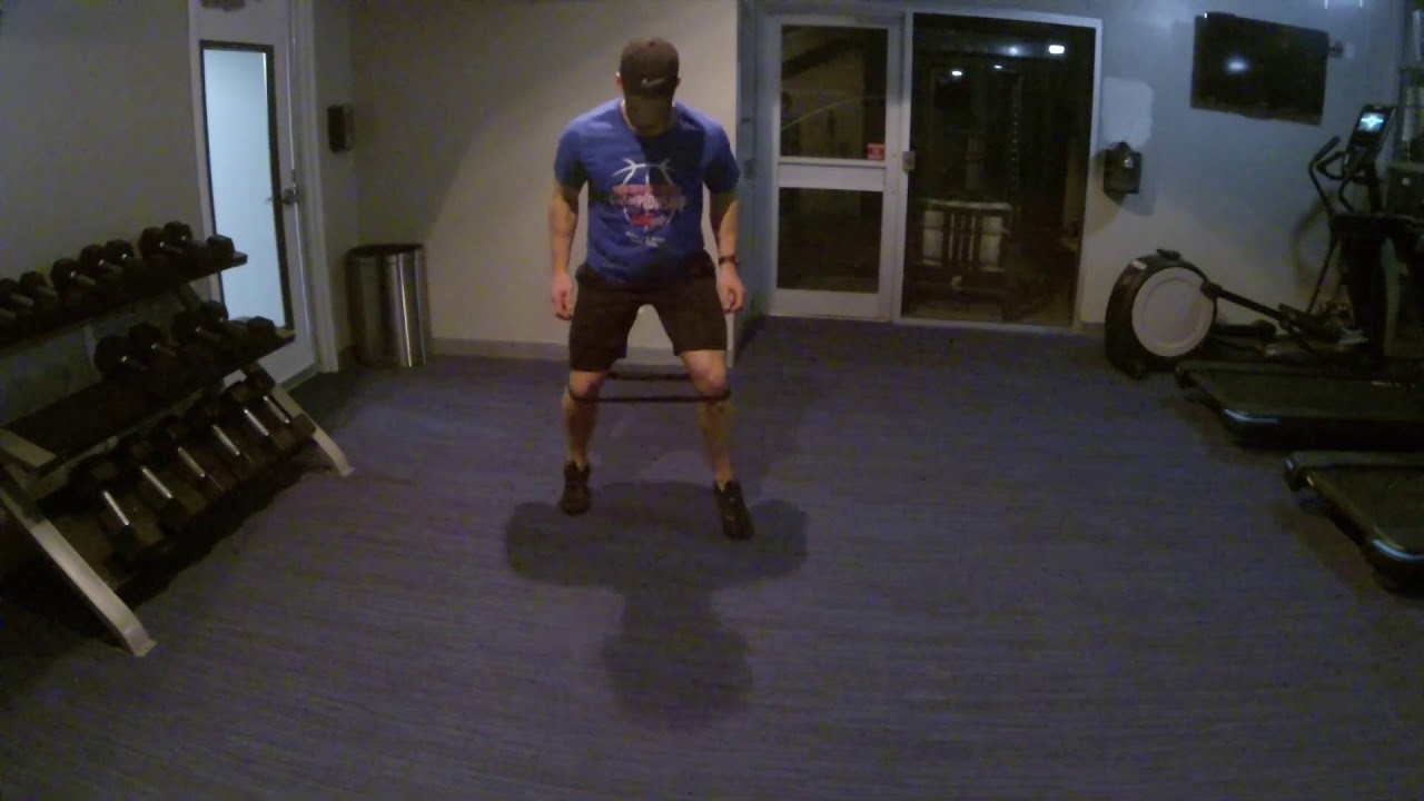 Mini Band Scissor Kicks (VO) - YouTube