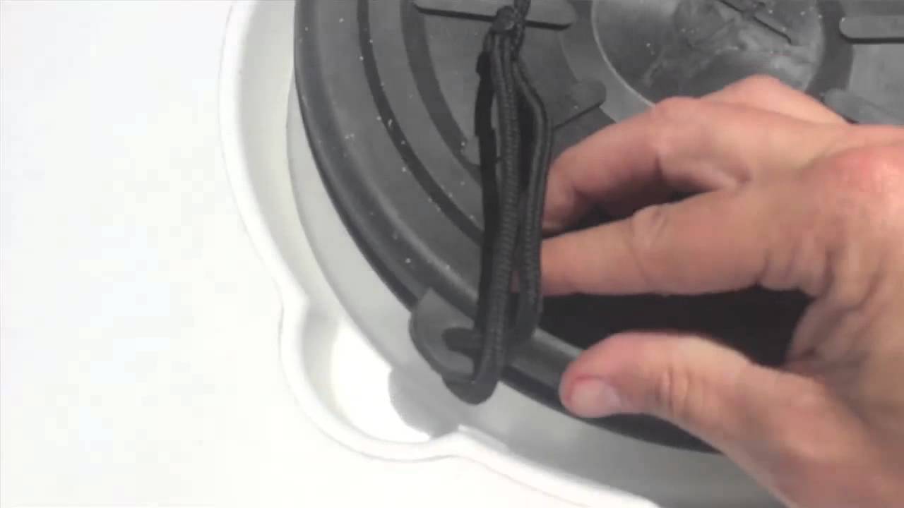 Corran SUP Waikiki Hatch - YouTube