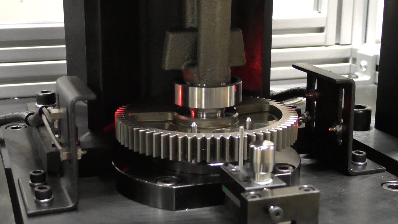 Balance Shaft to Gear Press Station - YouTube