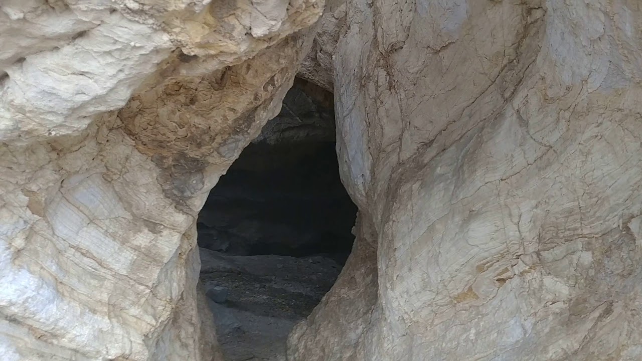 Lovelock Caves hike Part 2..getting closer to, then into the caves ...