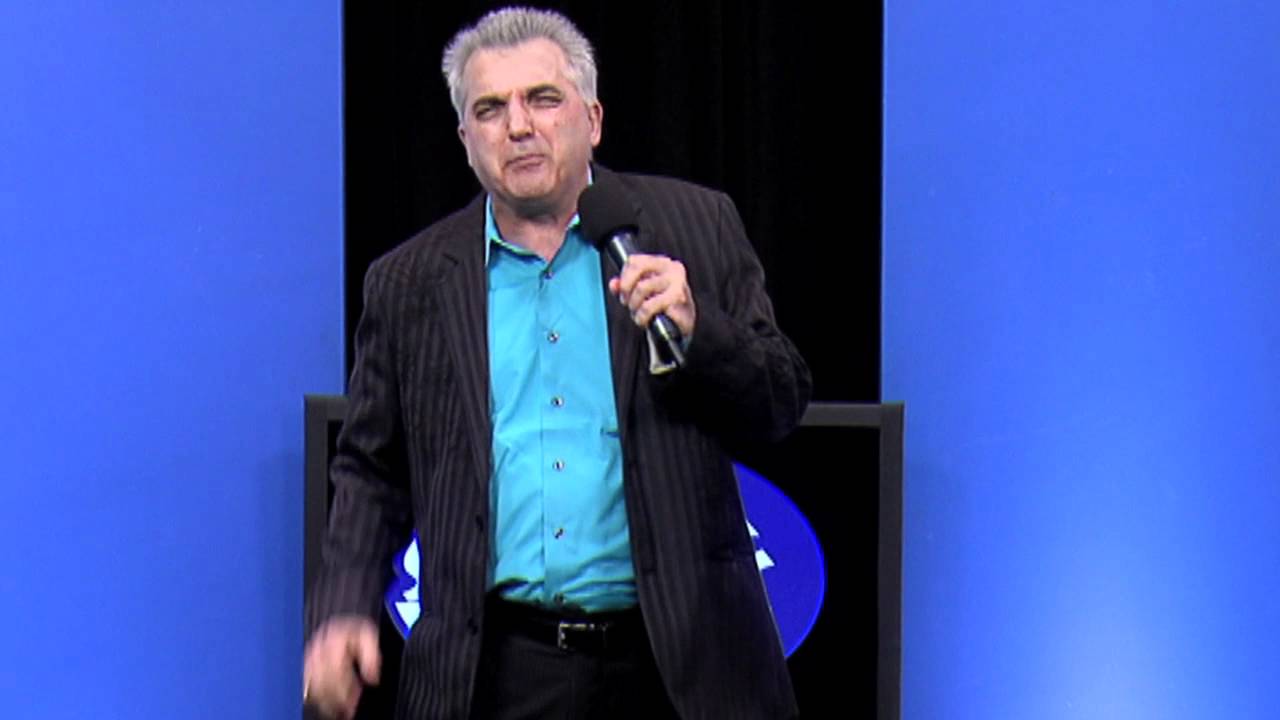 Johnny Pizzi does stand-up comedy on The Steve Katsos Show - YouTube