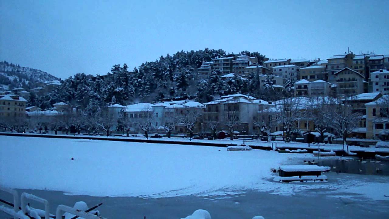 Χιονια στην καστορια Βορεια παραλια... - YouTube