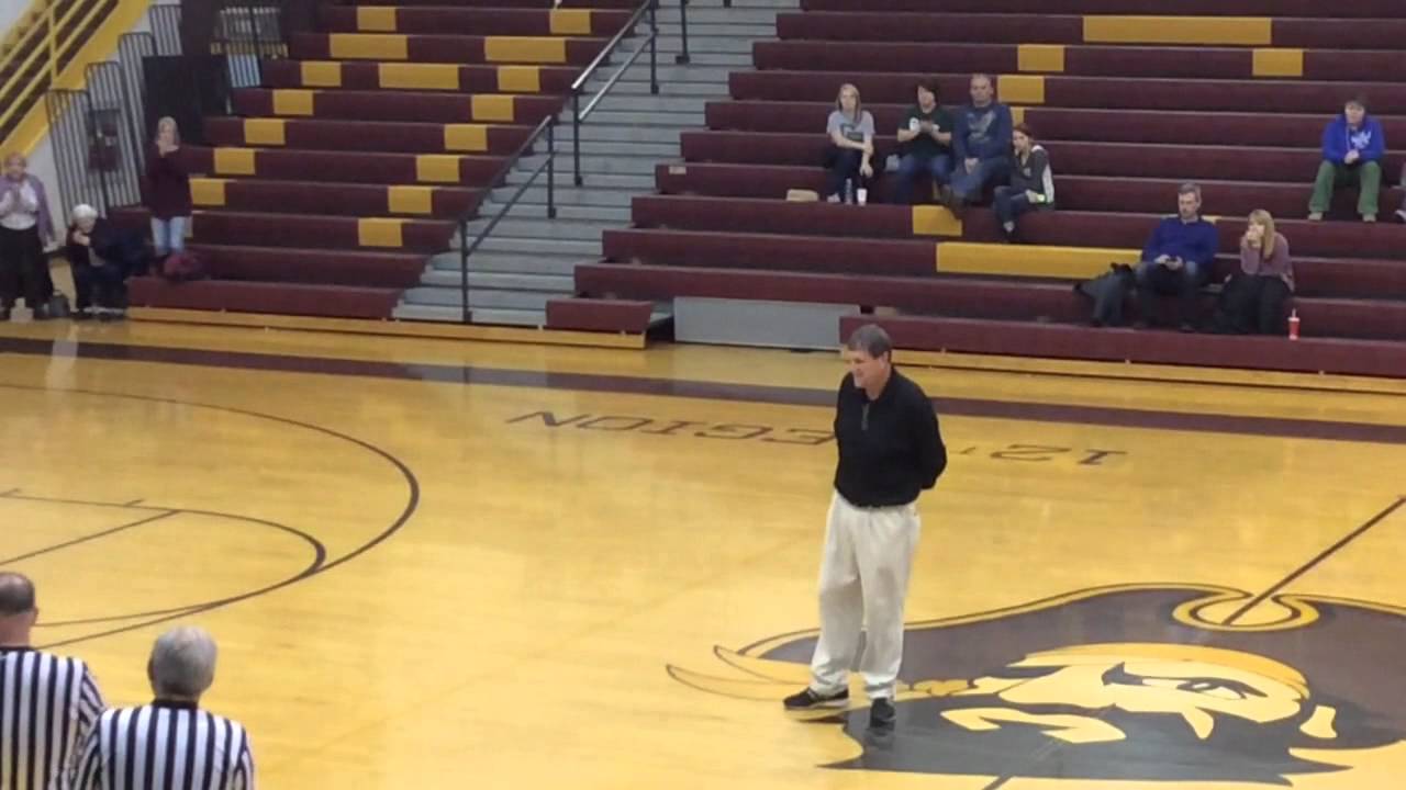 Robert Jones becomes winningest coach in school history - YouTube