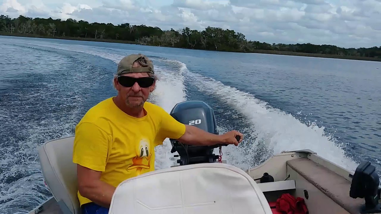 1997 Sylvan Sport Troller 2010 Yamaha 25 hp. - YouTube