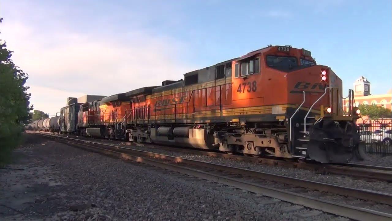 BNSF #4738 Leads WB Mixed Freight. Olathe, KS 7/6/24 - YouTube
