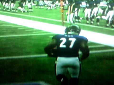 awesome ray rice run on madden 12 - YouTube