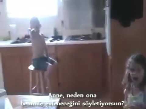 Zorla evlenmek isteyen küçük kız jdkebfbf
