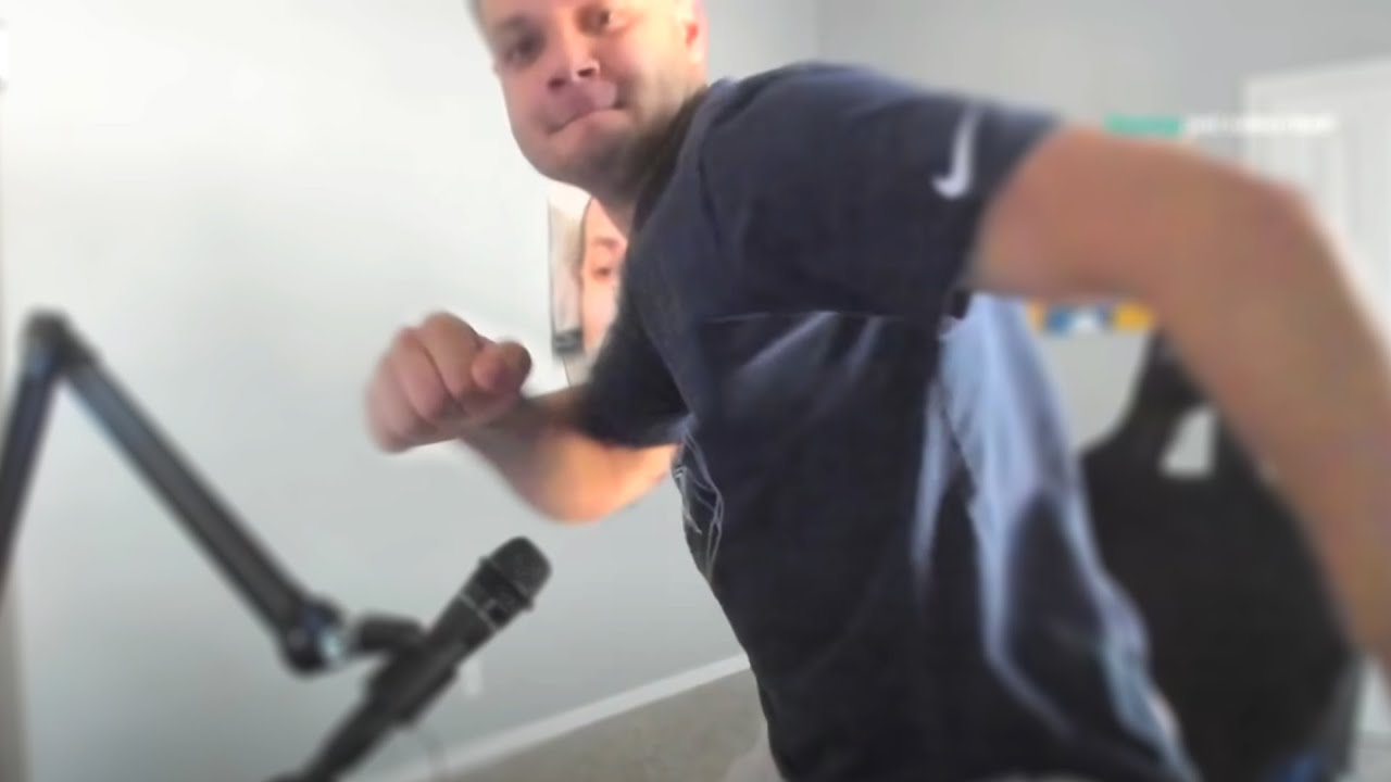 8 MINUTES OF RAGING STREAMERS #4 COMPILATION - YouTube