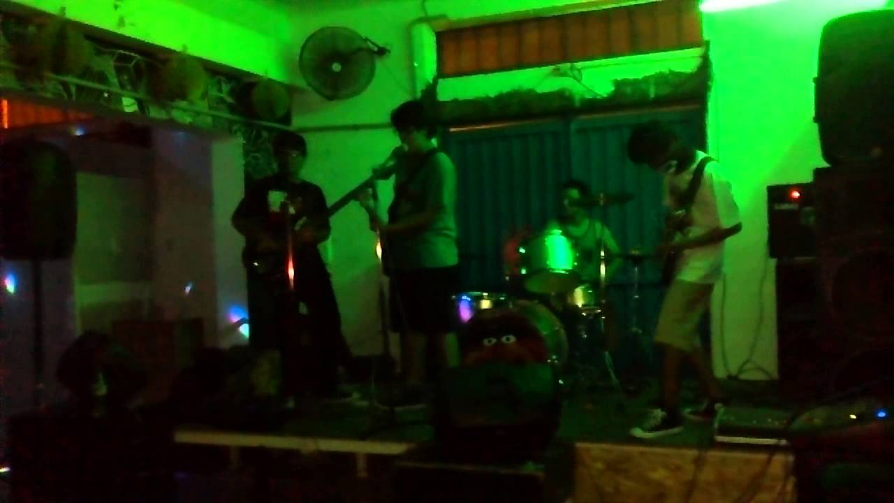 Fervor en La Oficina Bar - YouTube