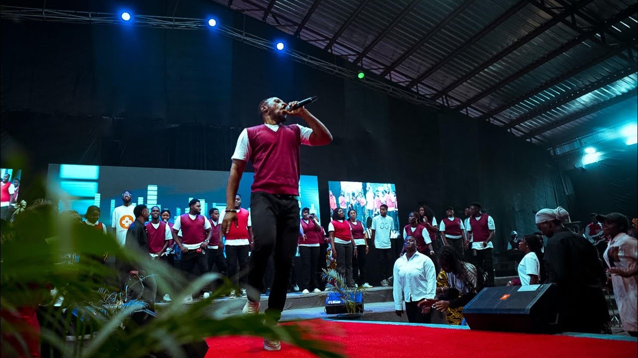 INTENSE INDOOR WORSHIP SECTION WITH DAVID IYKE @WCN_TV - YouTube