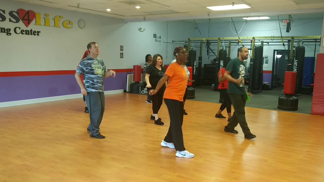 LDFF Class - Trippin Out Line Dance - YouTube
