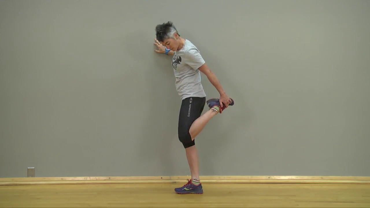 Quadriceps Stretch - YouTube