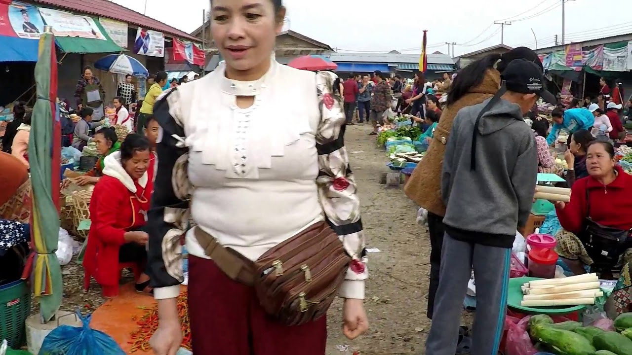 Morning Market In Phonsavan,Xiengkhoung laos - YouTube
