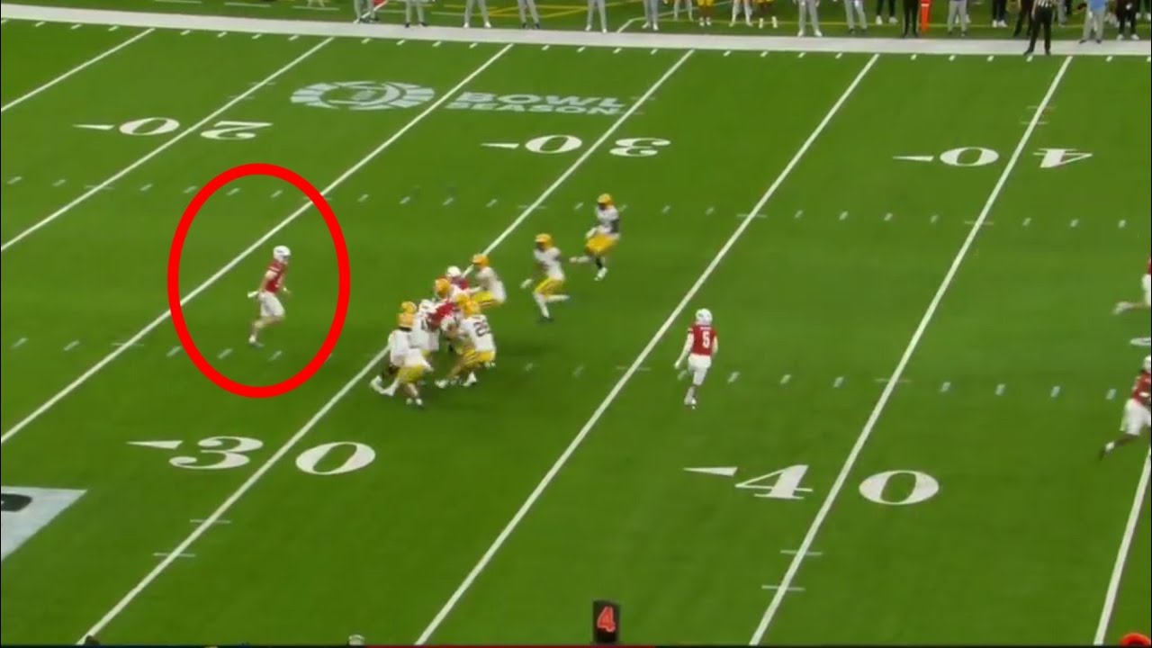 UNLV’s INSANE Fake Punt Trick Play 😱🔥 Chest Pass Shocks LA Bowl Crowd ...