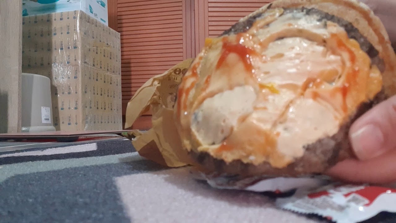 CHEESE BURGER EXTRA LARGE (XL) Burger King - YouTube