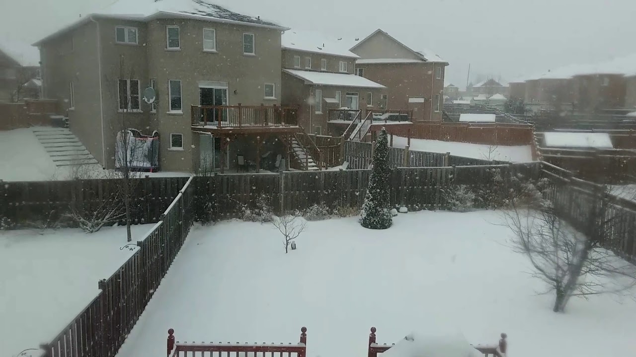 Snow Everywhere in Brampton, Canada | Wajiha's Vlog - YouTube