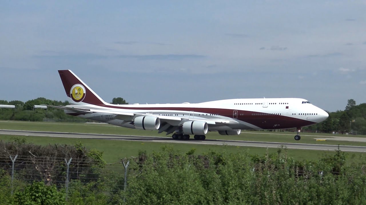 Qatar Amiri Flight Boeing 747-800 VQ-BSK first landing @ Hamburg ...