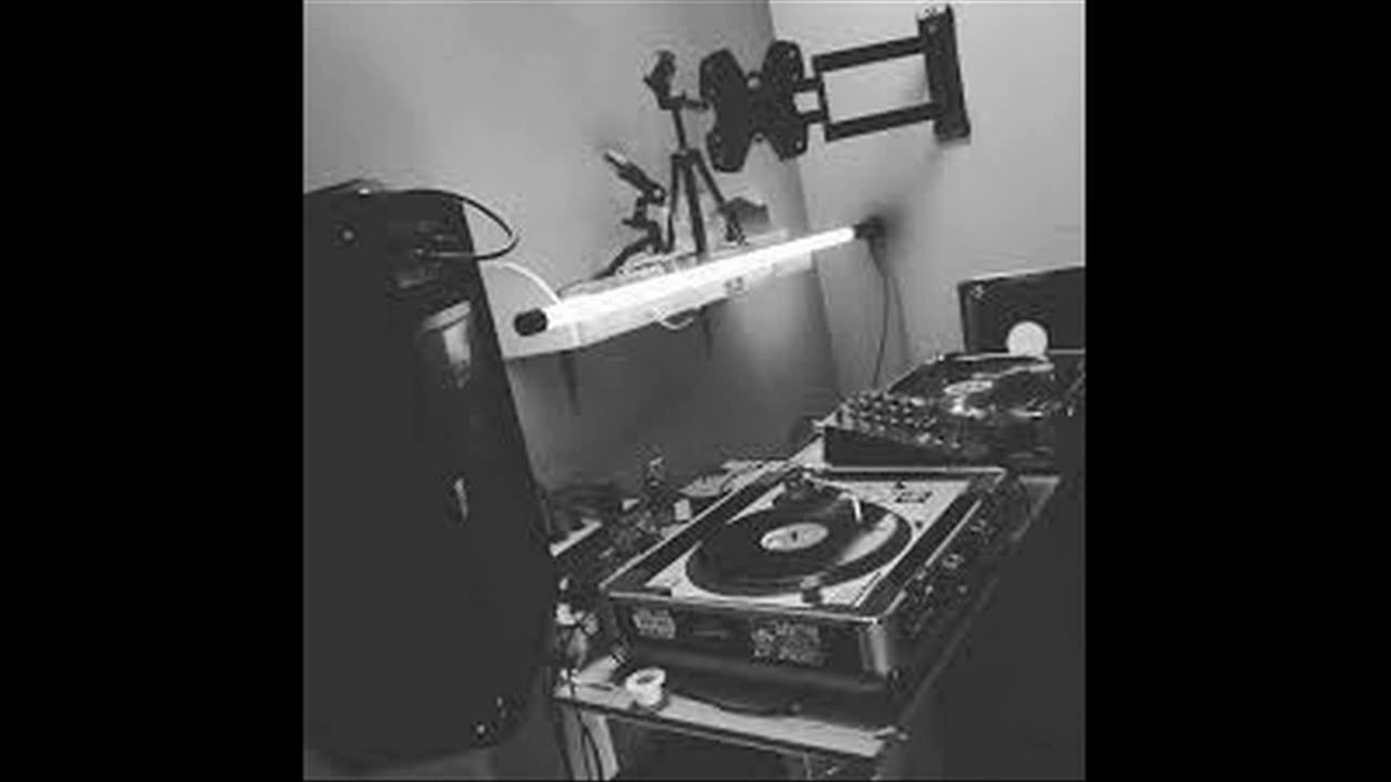 Dj RaFFi TechnoMix REC 2019 05 18 - YouTube