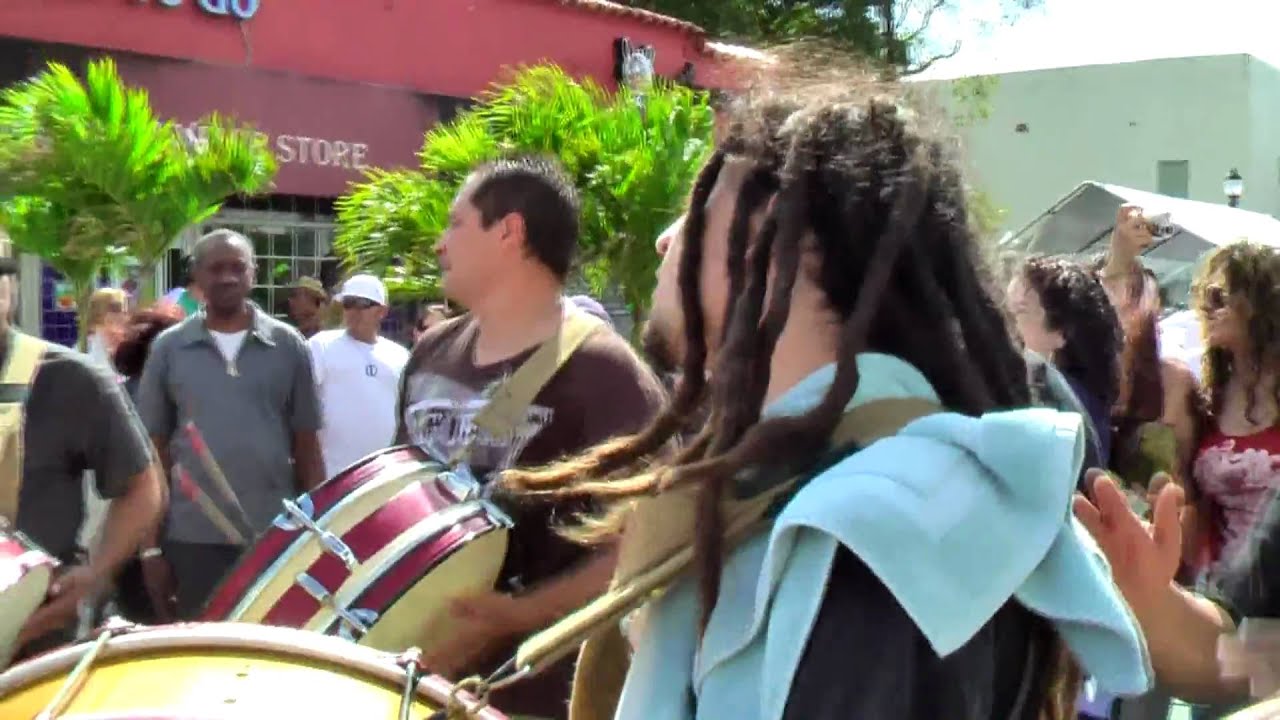 Conga Santiaguera at Calle Ocho Festival 2010 - Miami Florida - YouTube