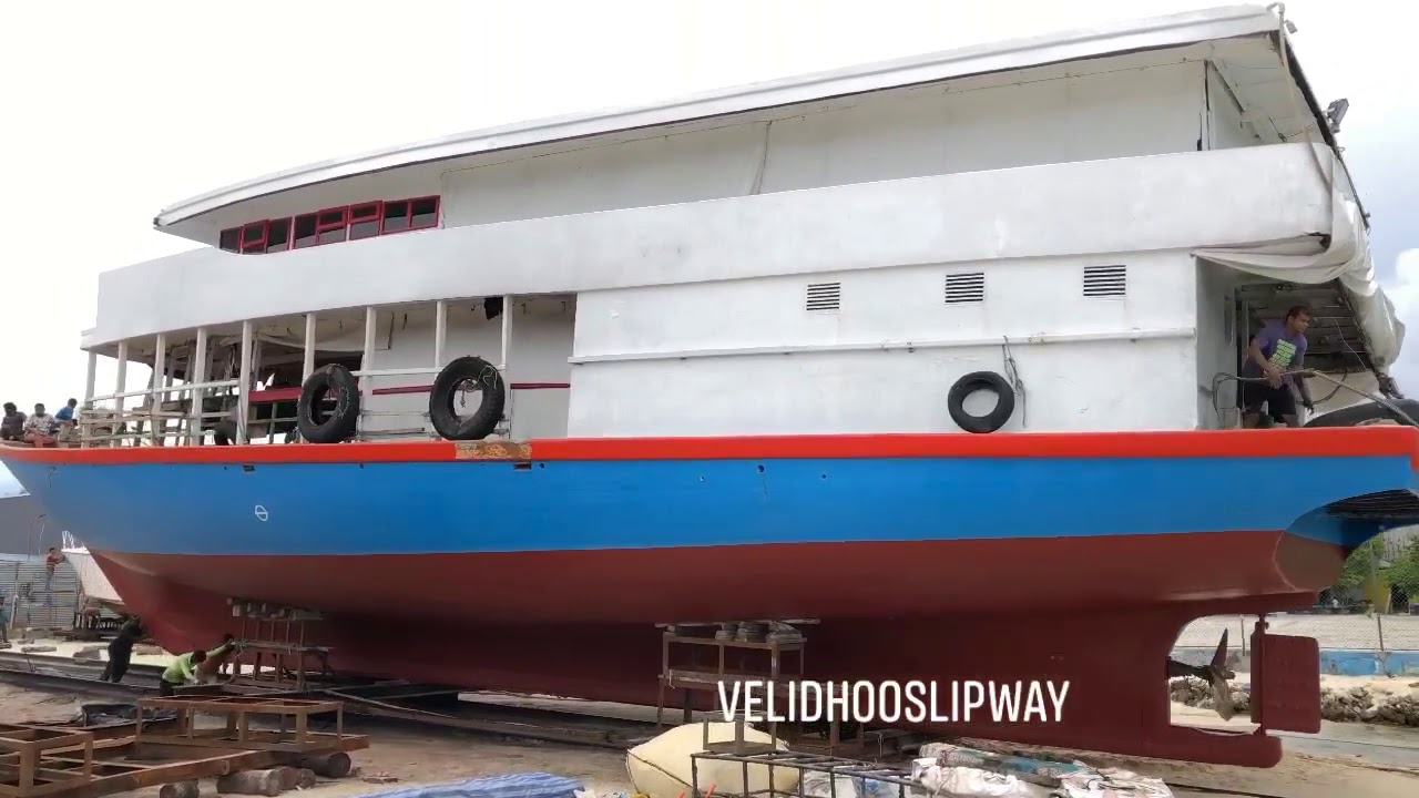 Concord Express undocking - YouTube