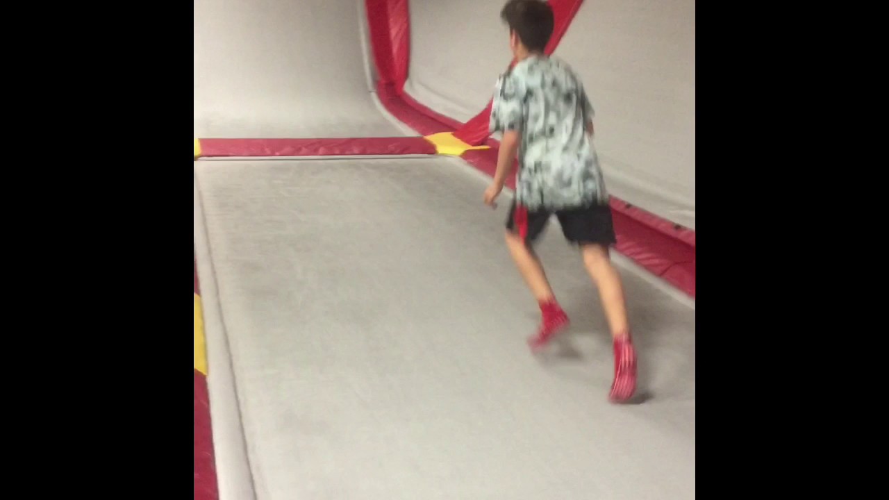 Flips&trips With Mathew And Foster - YouTube