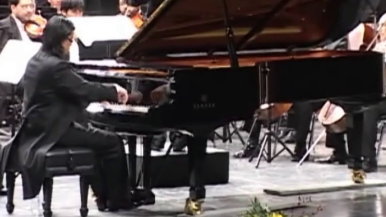 Ricardo Castro Concierto para piano y orquesta 1 - YouTube