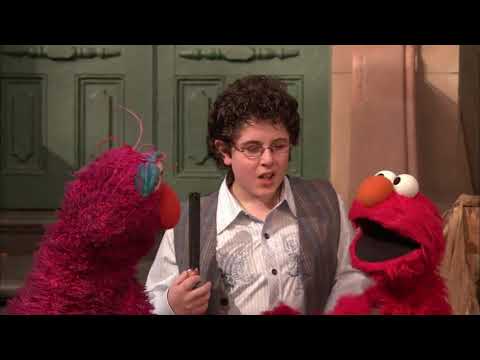 Sesame Street: Everybody's Song With Rocco Fiorentino