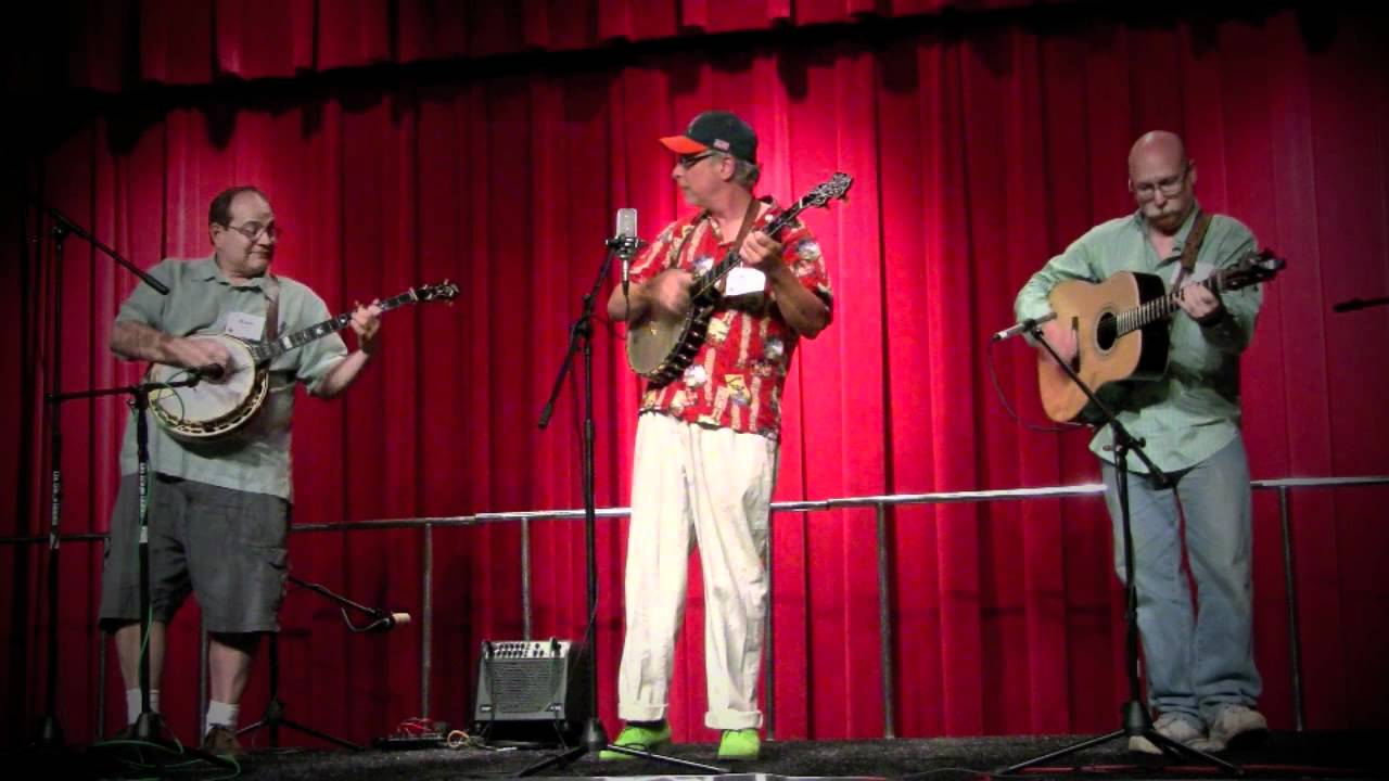 "Squirrel Hunter" - Bob Carlin, Alan O'Brien, and David Grier - YouTube