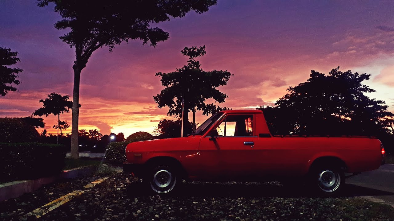 Nissan Sunny Pick-up (Datsun 1200) - YouTube