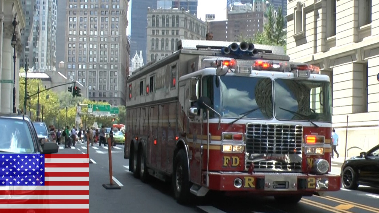 [NEW YORK CITY] RESCUE 2 in Manhattan - Fire call in downtown (Taking ...