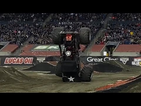 Freestyle - Monster Jam Seattle WA 2022 Saigon Shaker (Ryan Disharoon ...