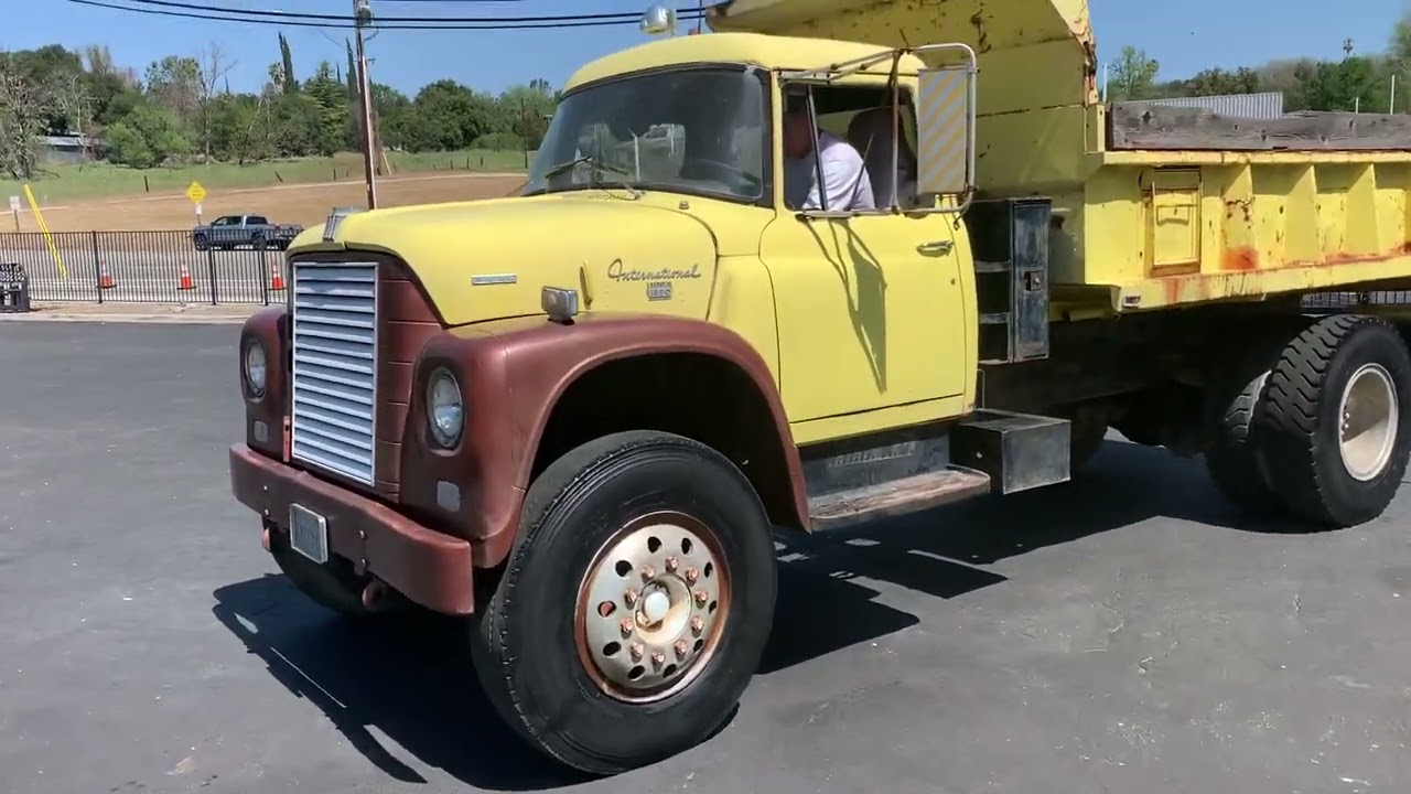 1971 International Loadstar Diesel Dump Truck - YouTube