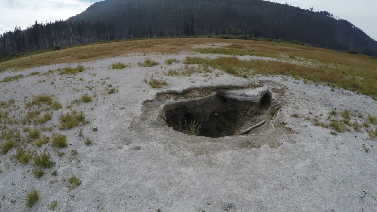 Lost Lake, third hole, video 1, 4k - YouTube