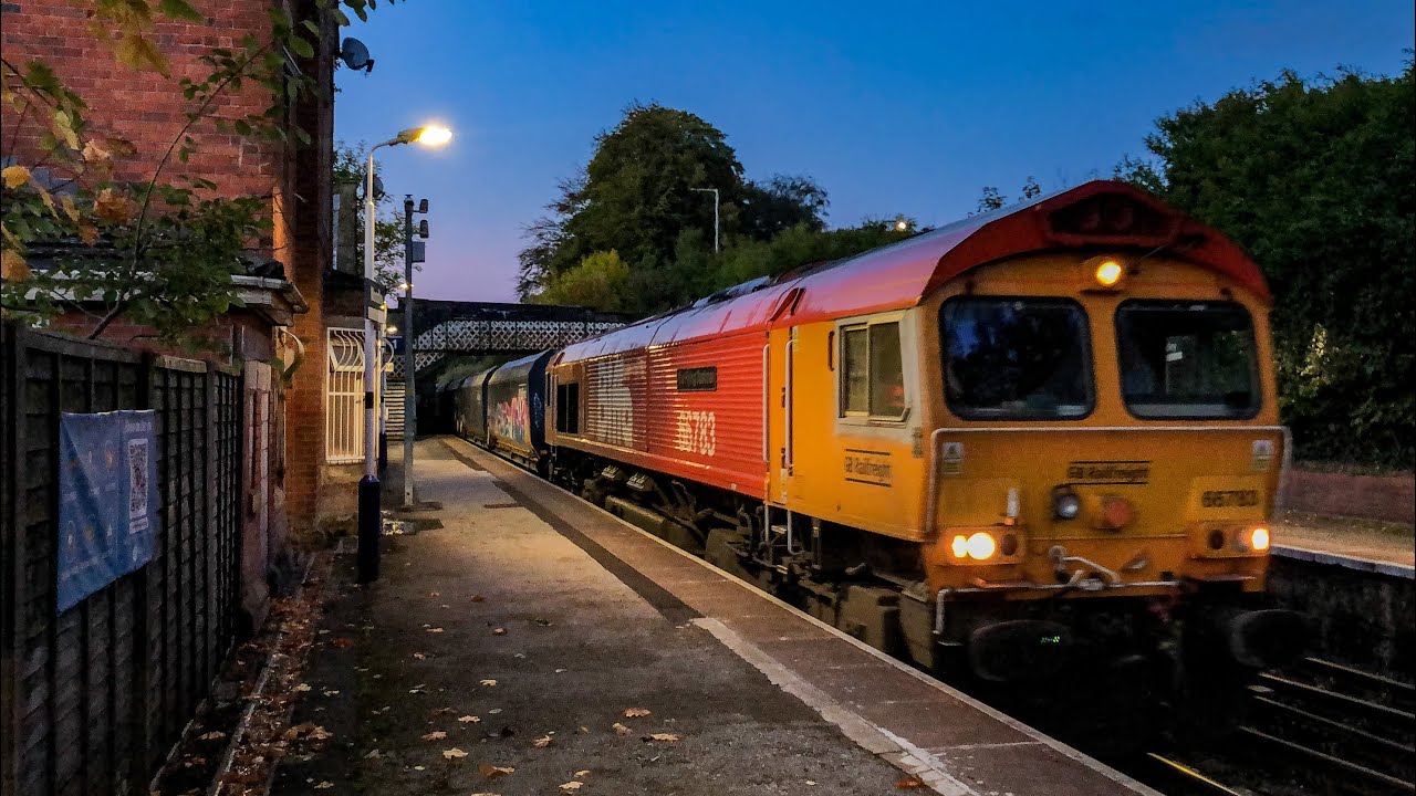 GBRf 66783 “The Flying Dustman” On 6M38 @ Woodley 13/10/22 - YouTube