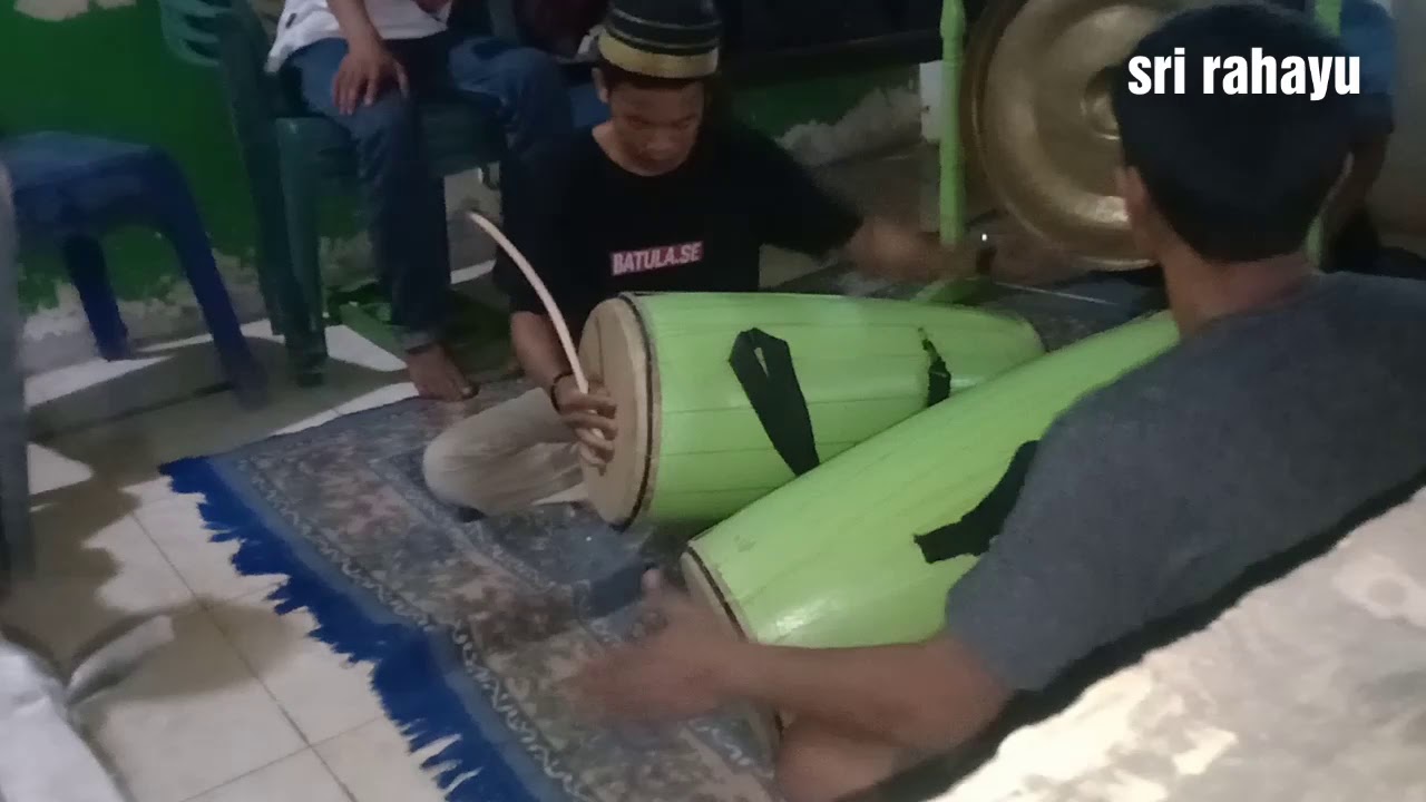 Suaranya Bikin Merinding, Gendang Adat bugis Makassar - YouTube