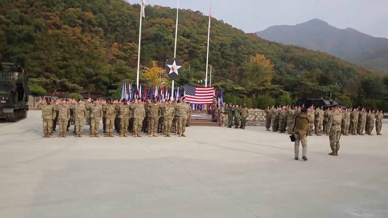 2ID Reenlistment Ceremony - YouTube