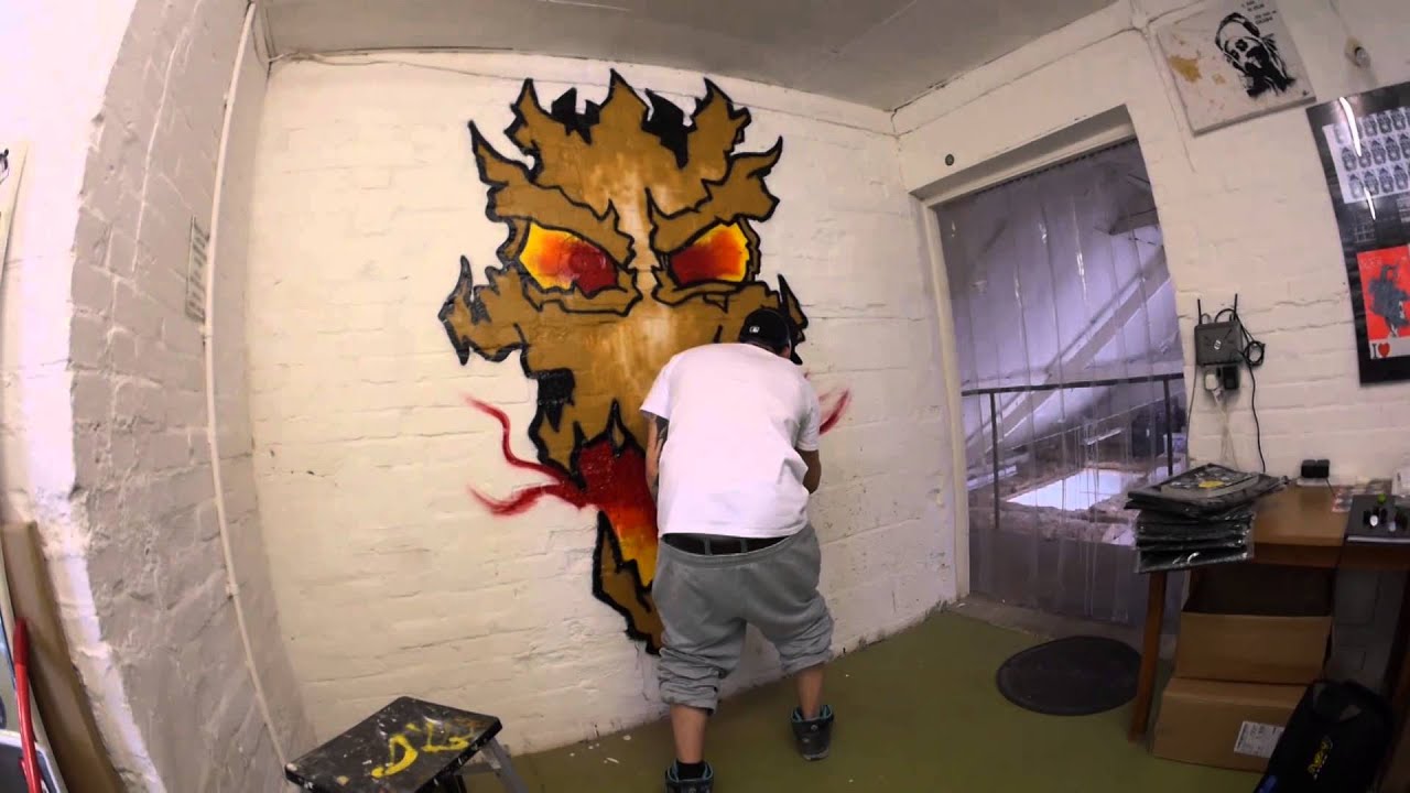 Redtail Art Studio Spray Paint Advert li7ealternative - YouTube