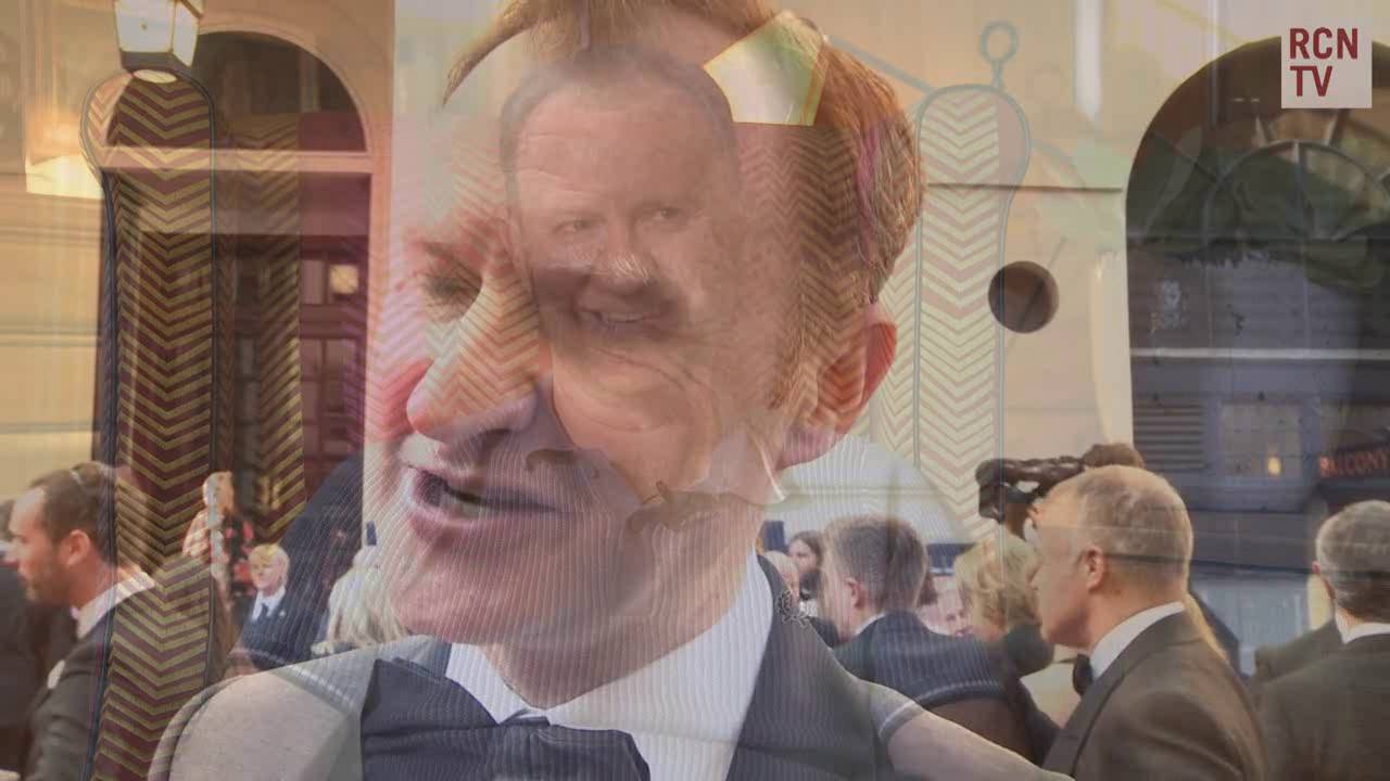 Mark & Ian - YouTube