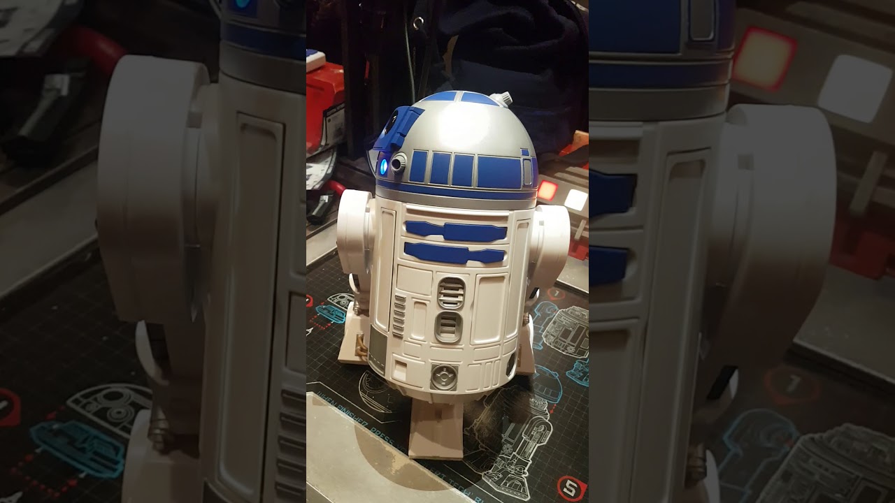 R2D2 born - YouTube