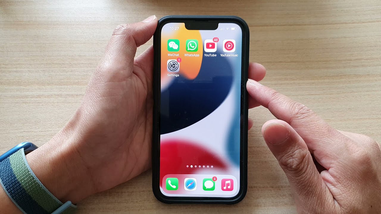 iPhone 13/13 Pro: How to Pin/Unpin Text Messages to the Top - YouTube