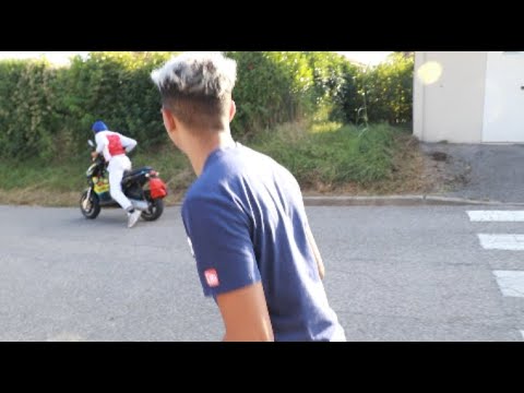 MOMO SE FAIT VOLER SON STUNT EN PLEINE VIDEO.. \